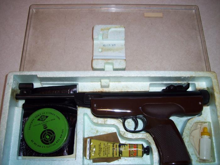 Hy Score Model 815 Pistol 22 Cal In Original Box For Sale at GunAuction ...
