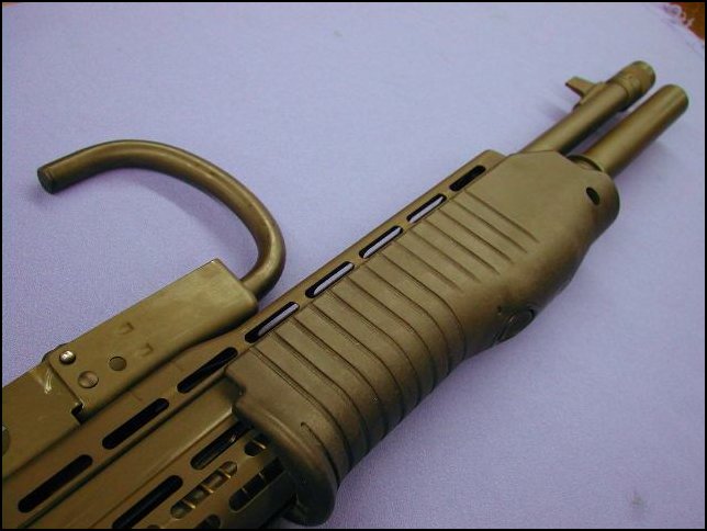 Franchi - SPAS- 12, 12ga. folding stock,ext mag, - Picture 3