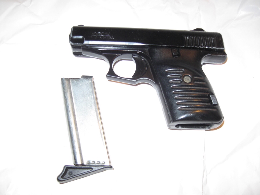 Lorcin Engineering Co., Inc. Lorcin L22 For Sale at GunAuction.com ...