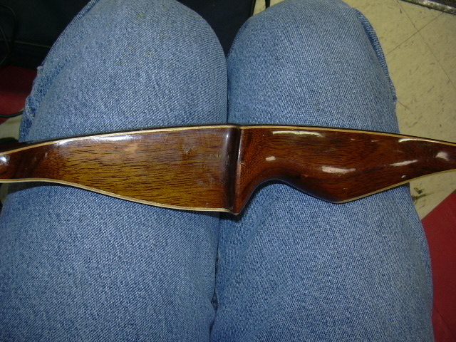 Browning Mohawk Recurve Bow For Sale at GunAuction.com - 5464063