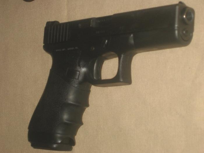 Glock Inc. Orig Glock 17 9mm High Cap Mag Holster And Case For Sale at ...