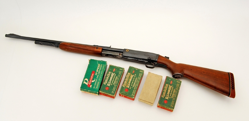 Emf Model 1875 Outlaw Caliber 44-40 S A Remington Replica Revolver ...