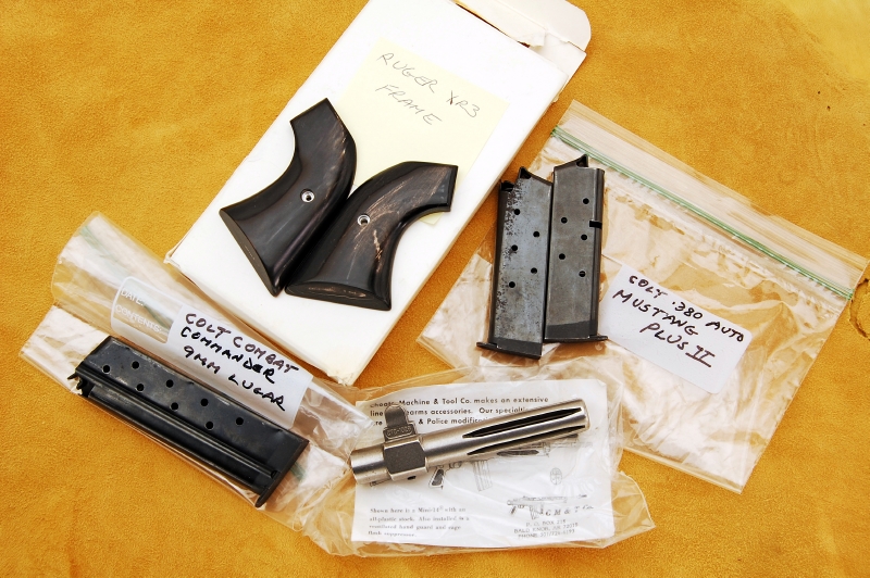 HORN GRIPS-COLT MUSTANG CLIPS RUGER FLASH SUPPRESSOR- COLT COMMANDER ...