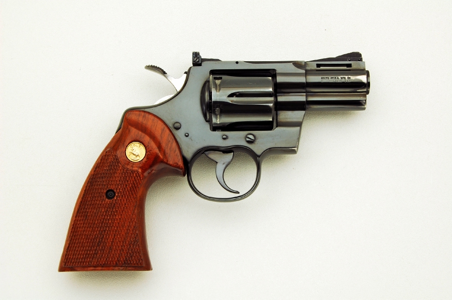 Colt Model Python Caliber 357 Magnum 2-1/2 Inch Barrel Revolver Blued ...
