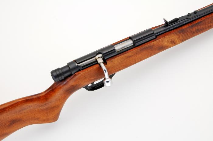 ULTRA-HI MODEL 2200 22 LONG- RIFLE S-L-LR- BOLT-ACTION SINGLE-SHOT