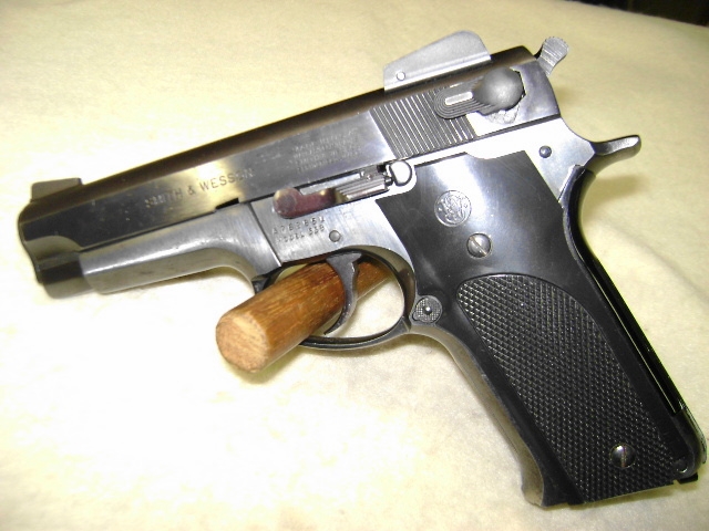 Smith & Wesson 559 9mm For Sale at GunAuction.com - 11340047