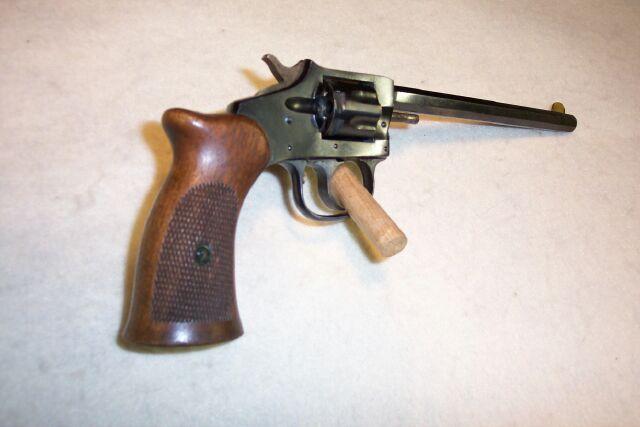 H & R Trapper Model 22 Lr For Sale at GunAuction.com - 8028280