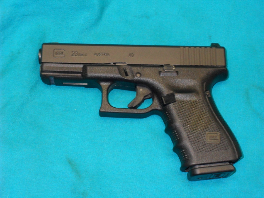 Glock 23 Gen 4 .40s&W, Ns, Rtf, Lnib For Sale at GunAuction.com - 12697632