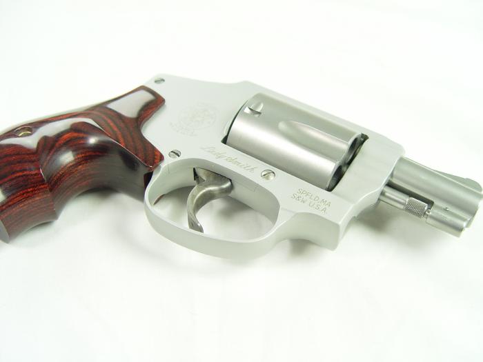 Smith & Wesson Model 642 Lady Smith .38 Spl 5 Shot Check It Out For ...