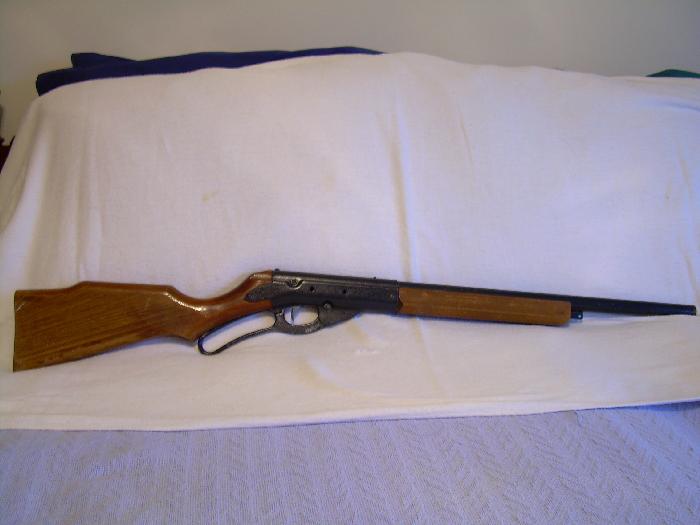 Daisy Model 95 `Quick Skill` 1968 For Sale at GunAuction.com - 7912204