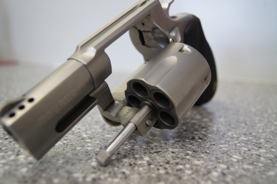 Taurus 415 .41 Mag For Sale at GunAuction.com - 12628109