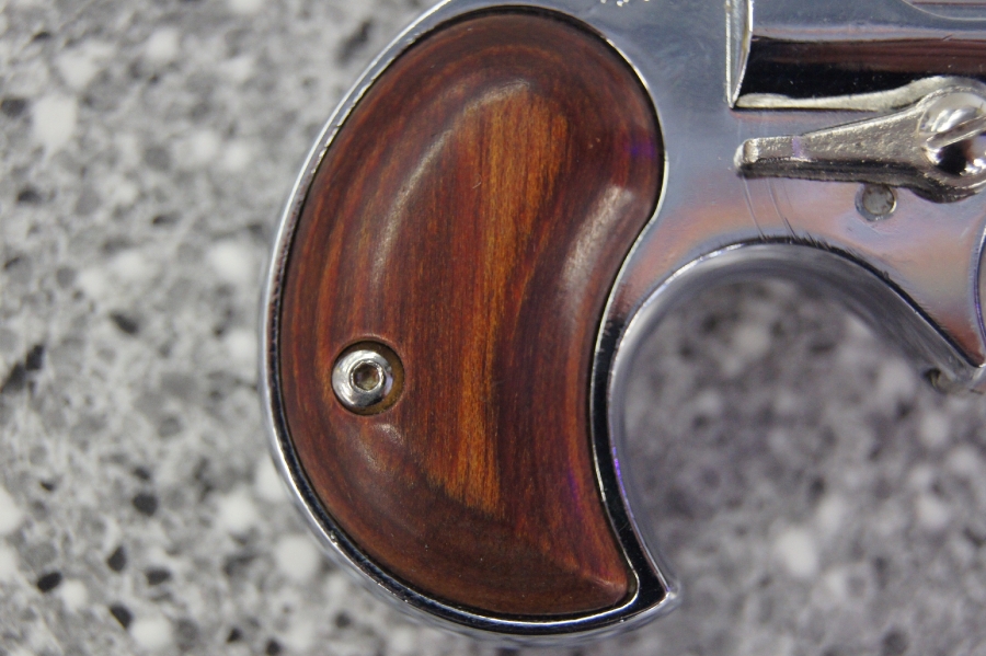 Davis Industries Model 0-32 .32cal Derringer For Sale at GunAuction.com ...