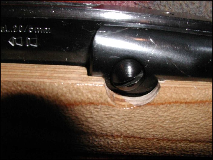 Beeman Laser R1 .20 Rifle In Excellent Condition For Sale at GunAuction ...