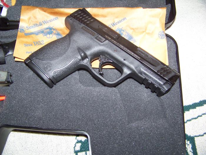 Smith & Wesson M&P .45 Acp Compact For Sale at GunAuction.com - 9020303