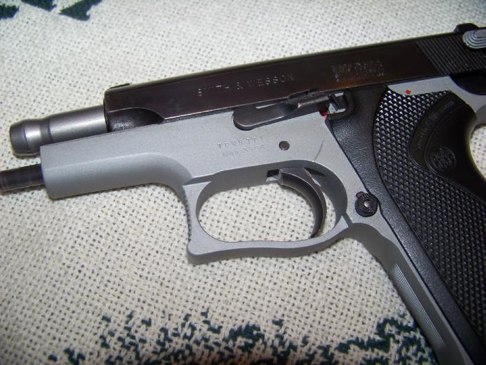 Smith & Wesson 3904 .9mm For Sale at GunAuction.com - 9958152