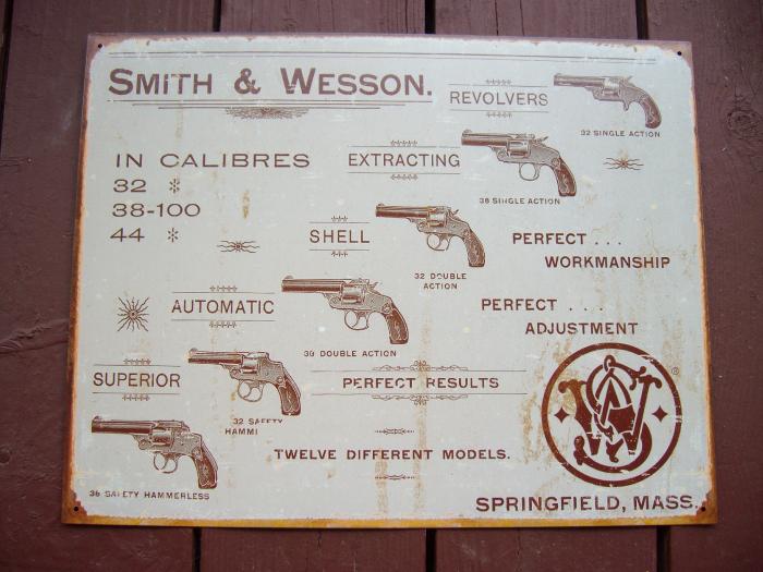 Smith & Wesson Revolver Sign.. For Sale at GunAuction.com - 9274038