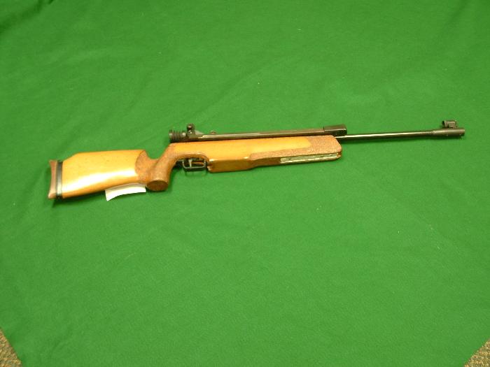 Gamo Air Rifle Model 126 For Parts For Sale at GunAuction.com - 8118535