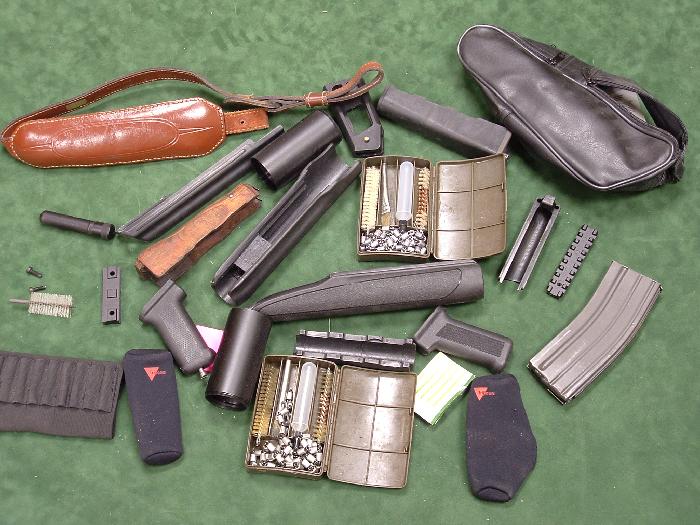 Bunch Of Assorted Gun Stuff For Sale at GunAuction.com - 9484623