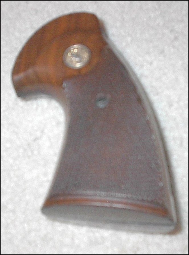 Original Colt Python Grips - Early For Sale at GunAuction.com - 6398013
