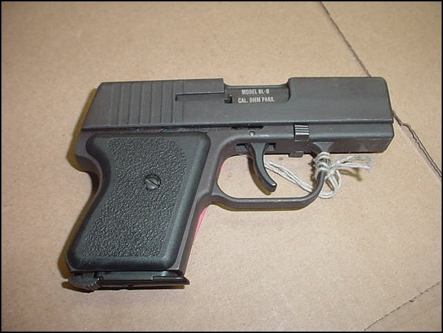 Accu-Tek Bl-9 -- 9mm Pistol - As New - Bargain For Sale at GunAuction ...