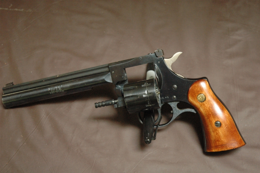 New England Firearms, Co Nef Model R92 9 Shot Revolver 22 Cal For Sale ...