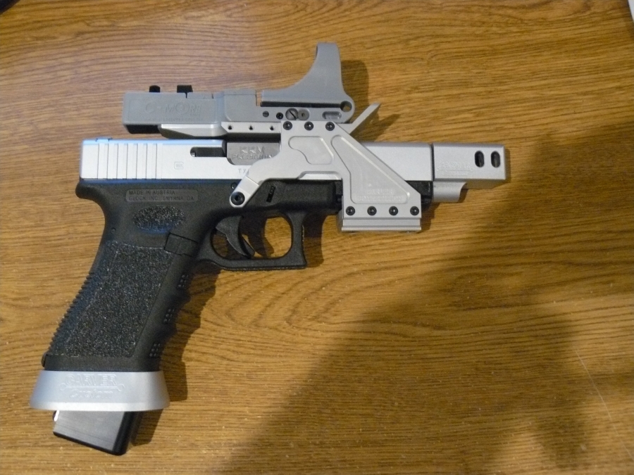 Glock 17 9mm Competition Gun For Sale at GunAuction.com - 12293393