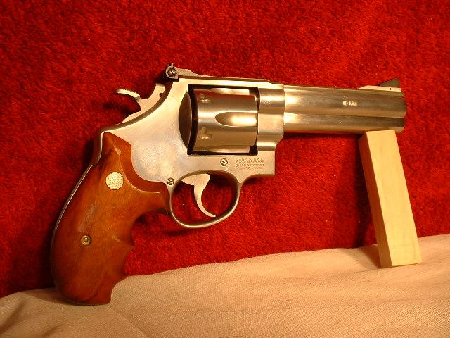 Smith & Wesson, S&W Model 610, 5" 10mm New In Box For Sale at GunAuction.com - 7874365