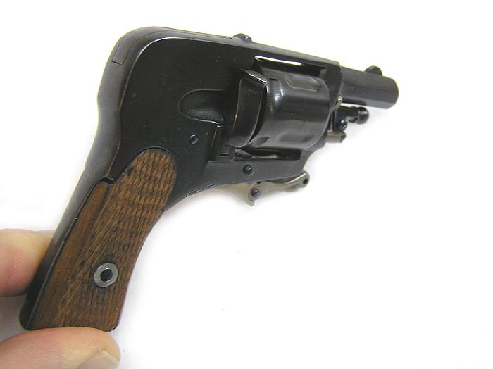 German Velo Dog Velo Dog Revolver In Excellent + Condition For Sale at ...