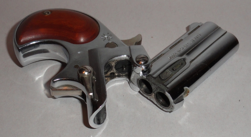 Davis Industries Model D-32 Derringer .32 Acp For Sale at GunAuction ...