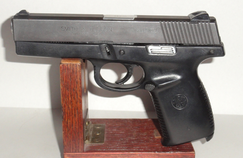 Smith & Wesson Model SW40F .40 S&W