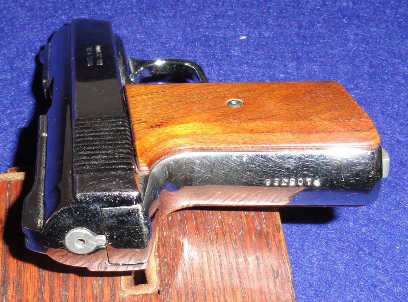 Davis Industries - Model P-32 Semi-Auto Pistol - Picture 3