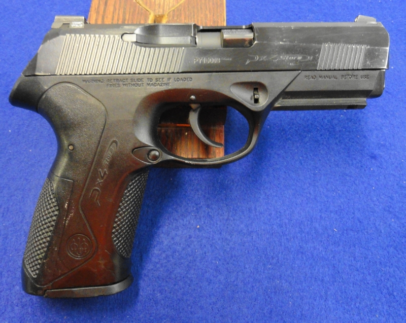 Beretta PX4 STORM TYPE C .40 S&W 3-MAGS