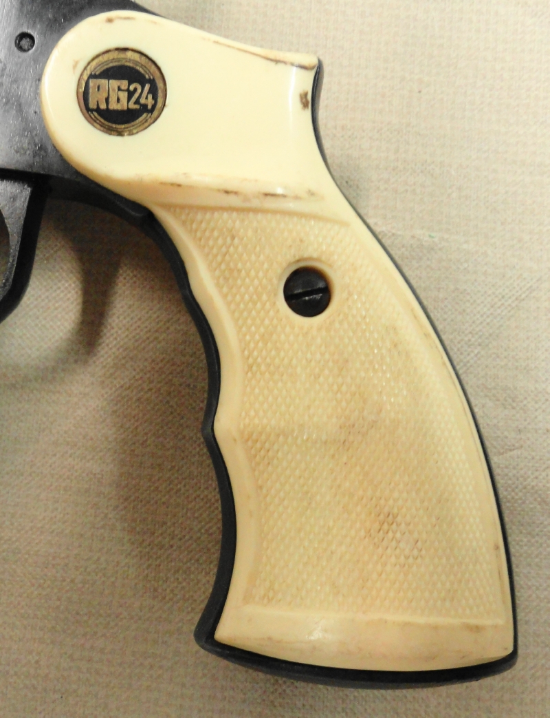 Rohm Rg24 22 Revolver For Sale at GunAuction.com - 11564817