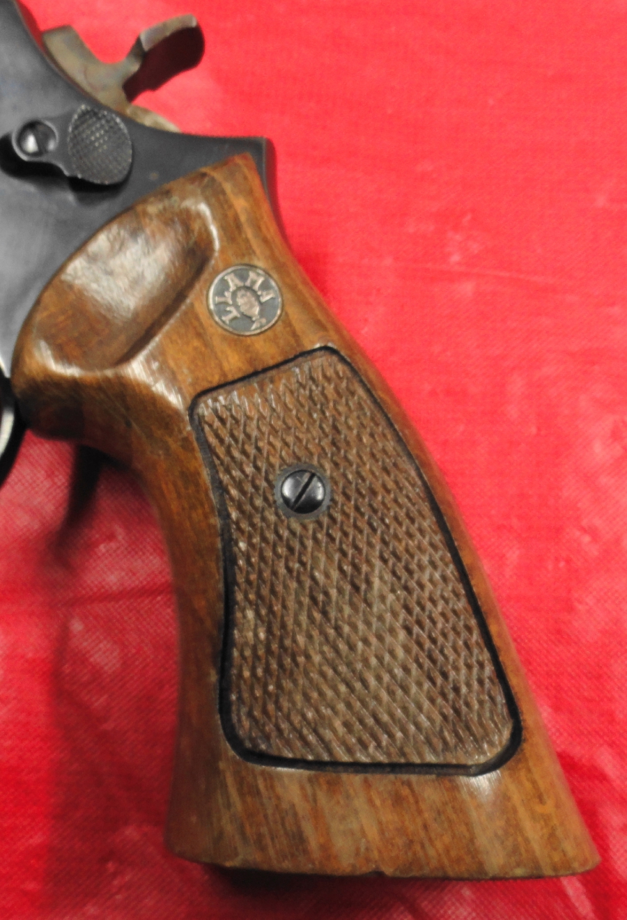 Llama Comanche .357 Magnum Revolver For Sale at GunAuction.com - 12031633