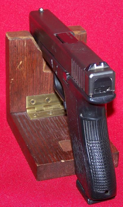 Glock Model 22 40 Cal. Detroit Pd W/3-Mags For Sale at GunAuction.com ...