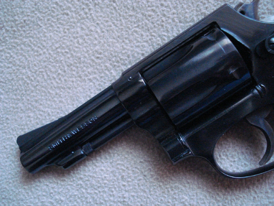 Smith & Wesson Model 36 .38 Chiefs Special With 3 Inch Barrel Like New ...