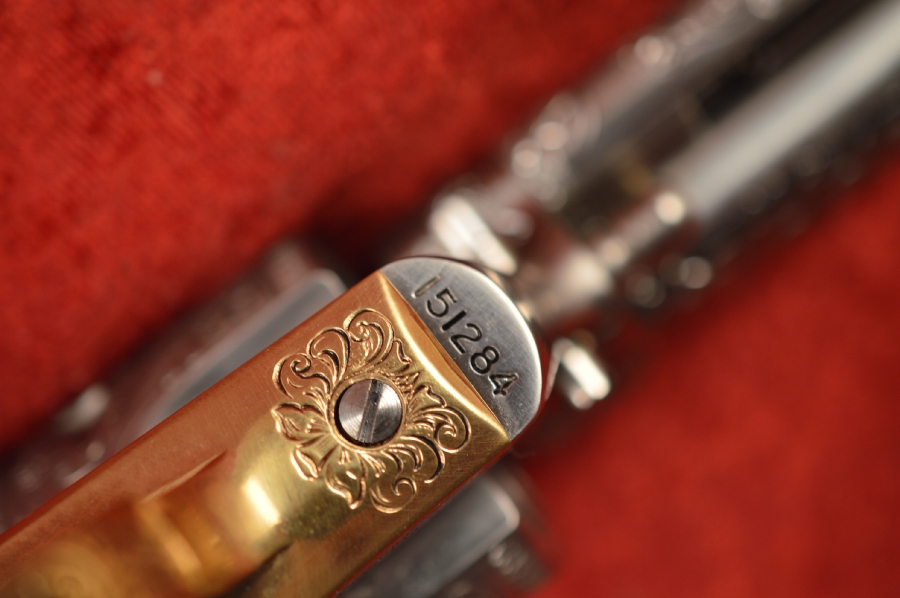 John Wayne Colt 45 Replica Revolver For Sale at GunAuction.com - 12640527