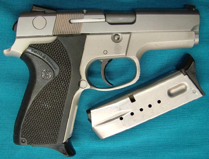 Smith & Wesson S&W 6946 9mm Tritium Night Sights Dao (2) 12 Rd Mags No ...