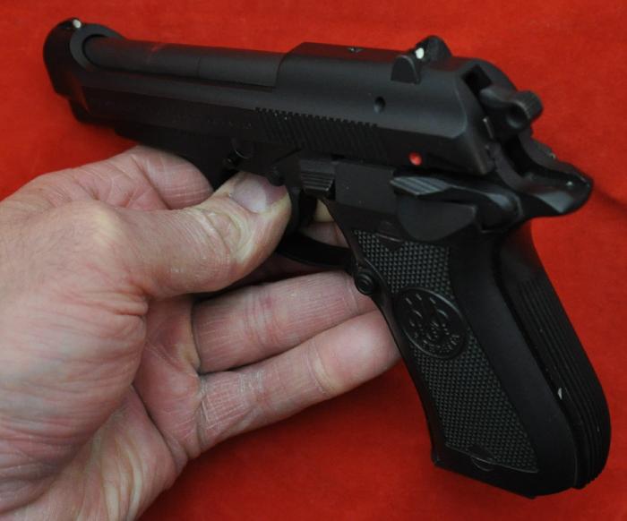 Pietro Beretta 84f .380 Acp Italian Hi-Cap Compact - Buyitnow Gets Free ...