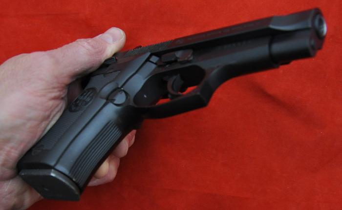 Pietro Beretta 84f .380 Acp Italian Hi-Cap Compact - Buyitnow Gets Free ...