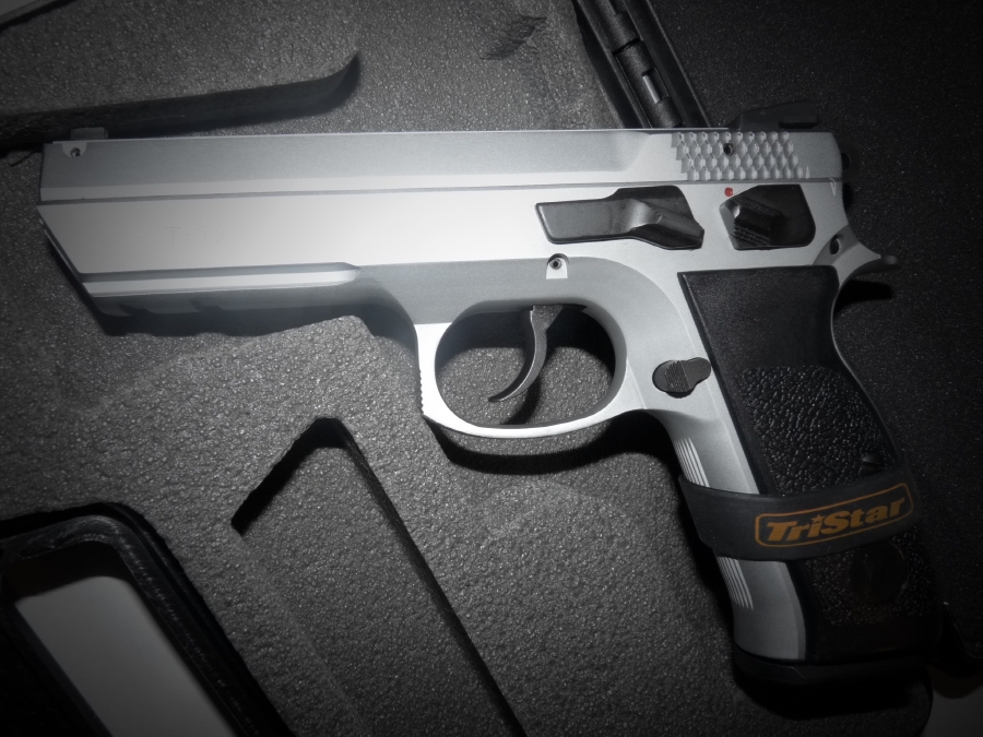 Tri-Star Tristar T-120 9mm Pistol S/A D/A 17+1 4.7bl New For Sale at ...