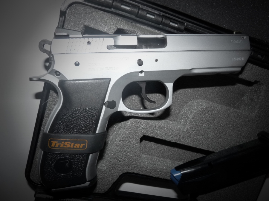 Tri-Star Tristar T-120 9mm Pistol S/A D/A 17+1 4.7 3 Mags For Sale at ...