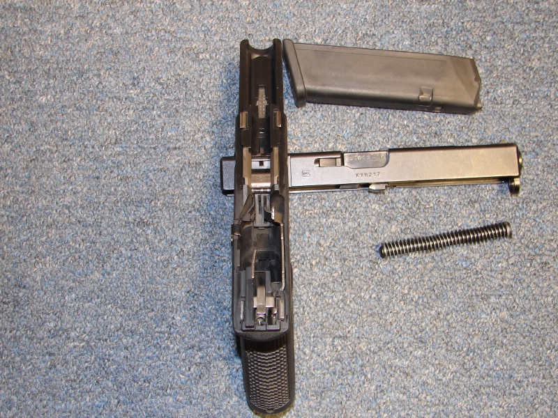 Glock Inc. 17 C 9mm Broken Frame Rail For Sale at GunAuction.com - 11159796