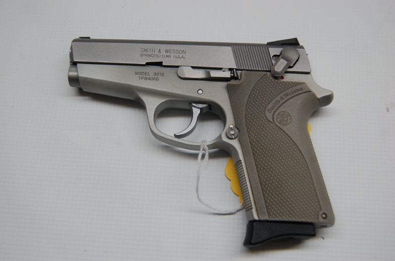 Smith & Wesson Model 3913 Lady Smith, 9mm For Sale at GunAuction.com ...