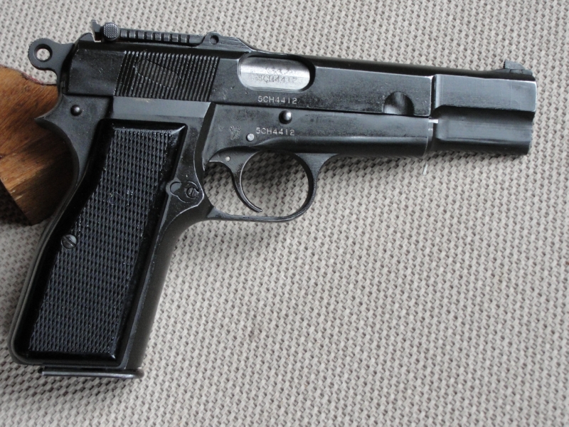 Browning (Fn) Inglis Ch Series Military Mk1 Canadian W Holster For Sale ...