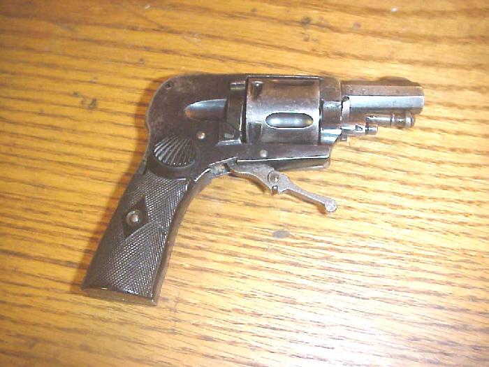 Velo Dog 6.35 caliber, Velo Dog revolver 6.35 cal. Spanish or belgium