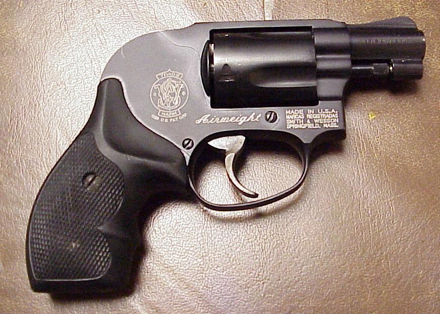Smith & Wesson S&W Model 38 Airweight Bodyguard .38 Spl 2 For Sale at ...