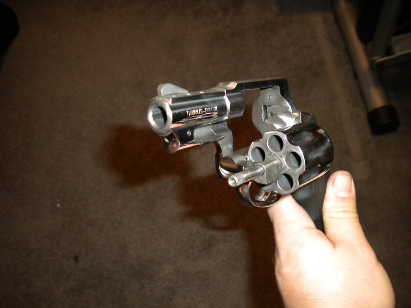Taurus .357 Magnum Hammerless Revolver For Sale at GunAuction.com ...