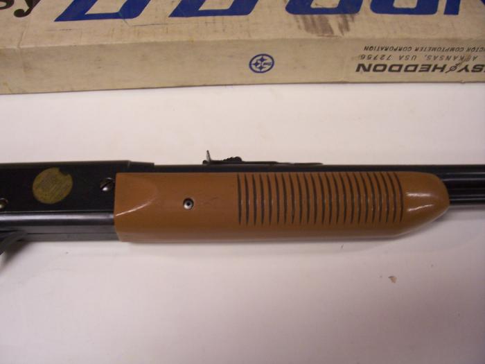 Daisy And Heddon Model 572 Bb Rifle For Sale at GunAuction.com - 9190483