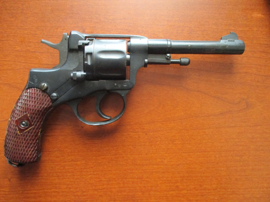 Nagant Model 1895